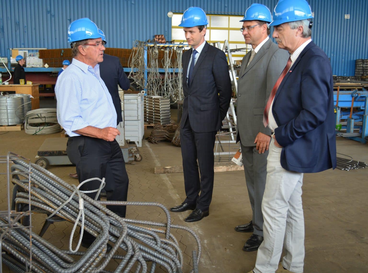 Landrat besuchte Firma Käfer in Gochsheim