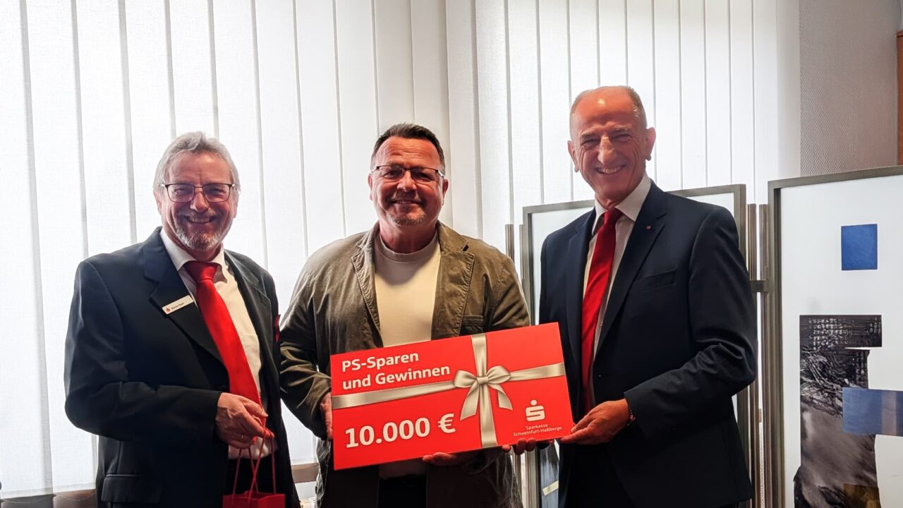 Großer Jubel in Sennfeld: 10.000 Euro Hauptgewinn beim PS-Sparen der ...